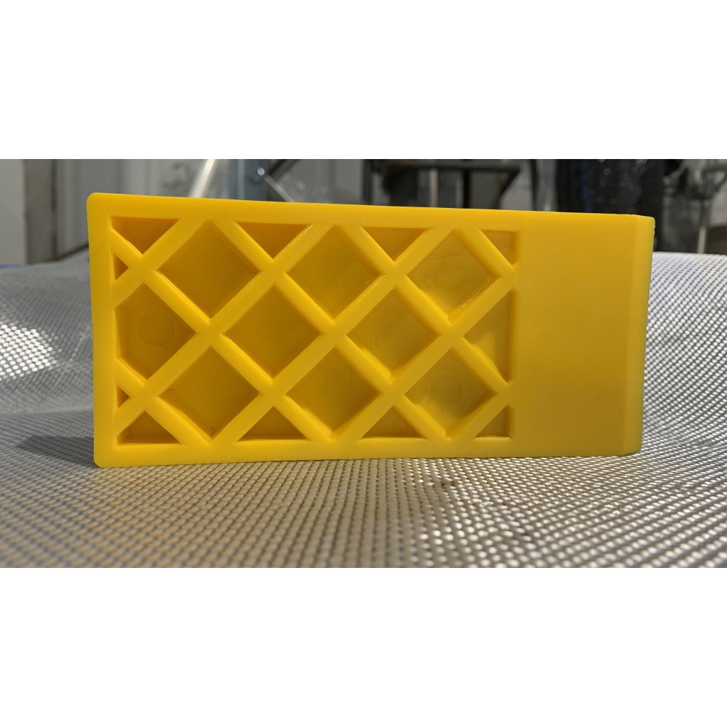 Plastic Wedge | COMPOSITE24