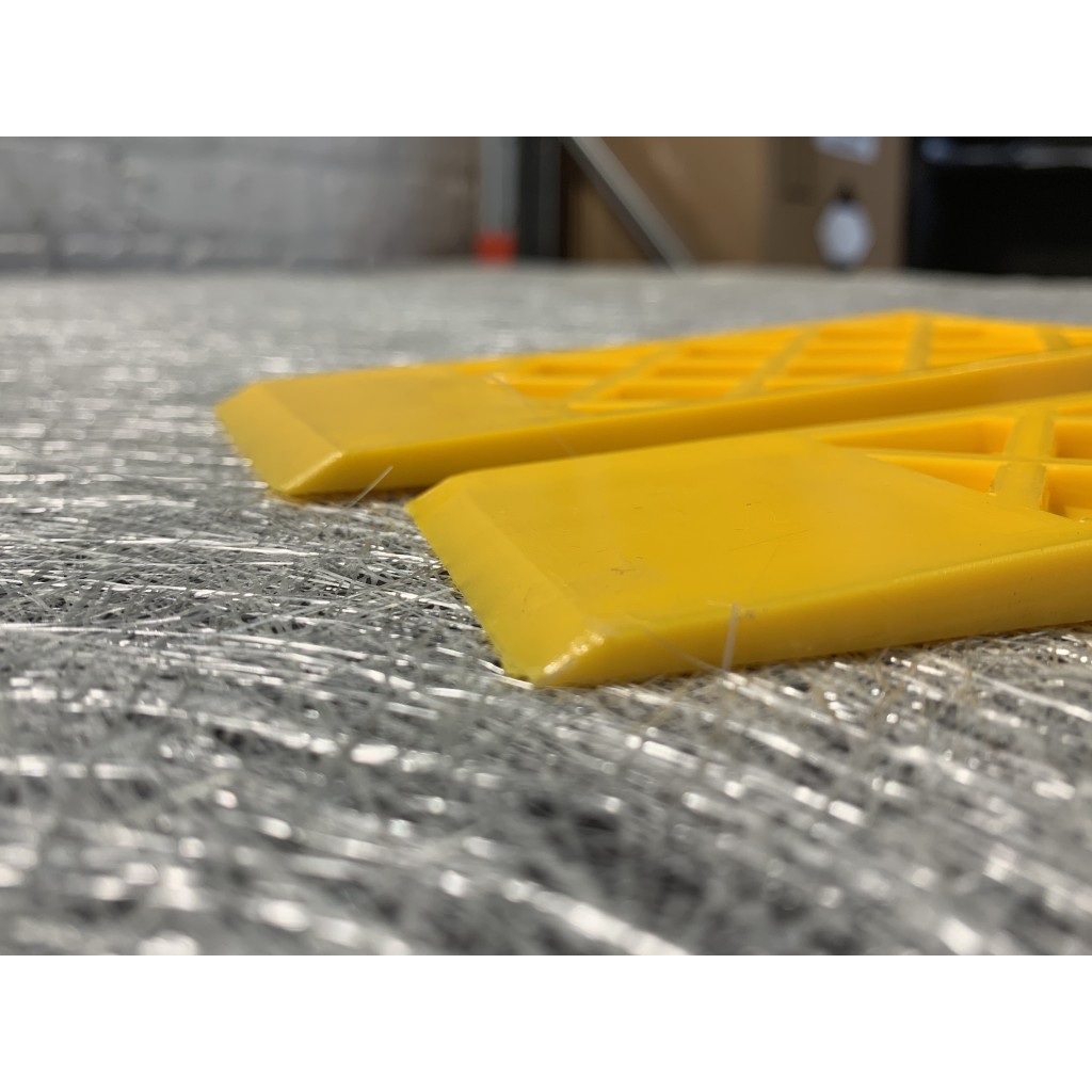 Plastic Wedge | COMPOSITE24